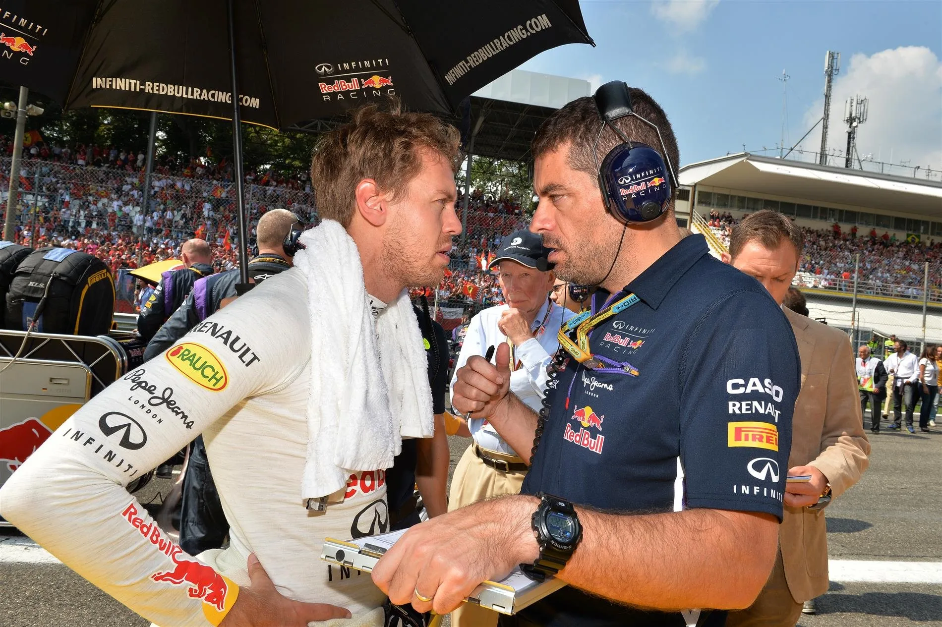 FIA to limit radio transmissions on car performance