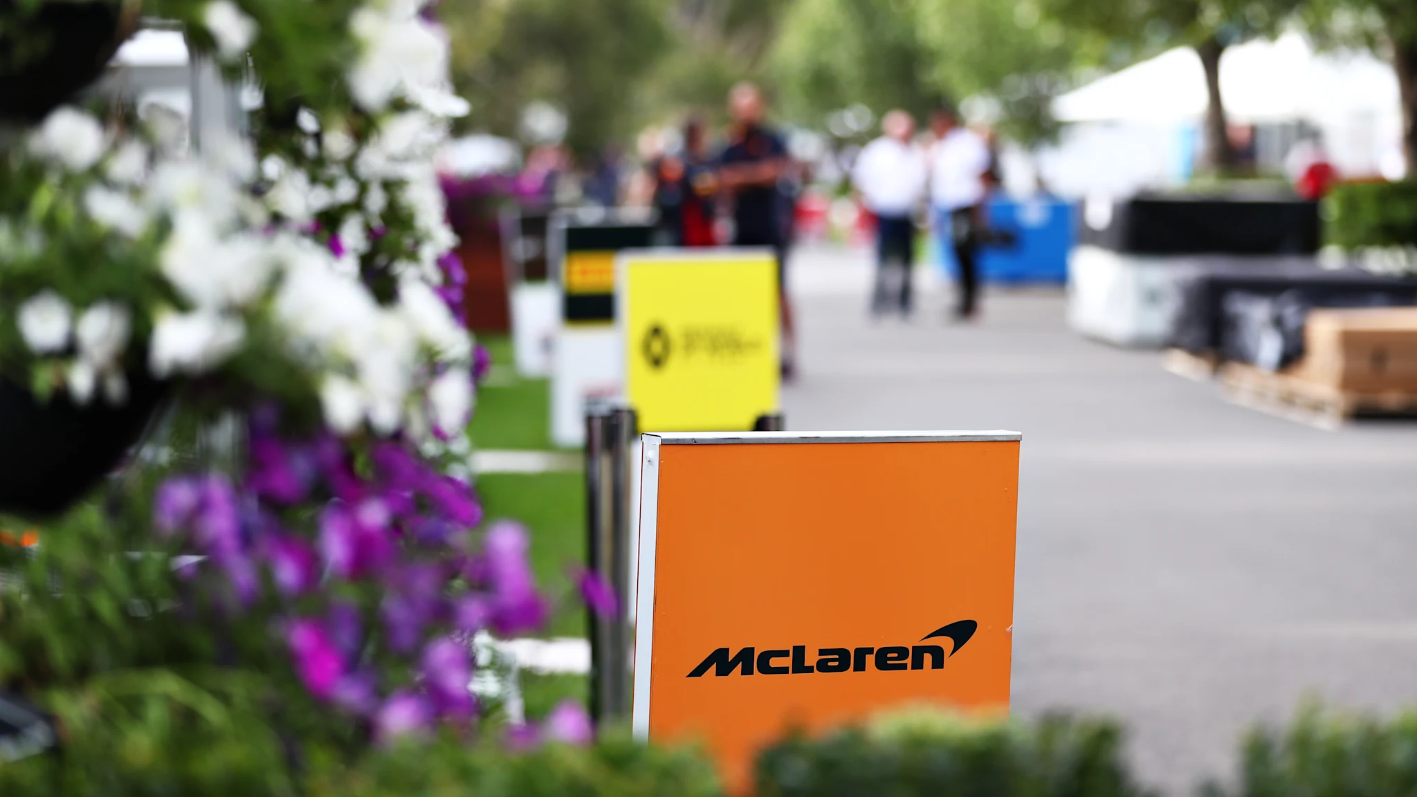 McLaren quarantined F1 personnel returning to UK this week | Formula 1®