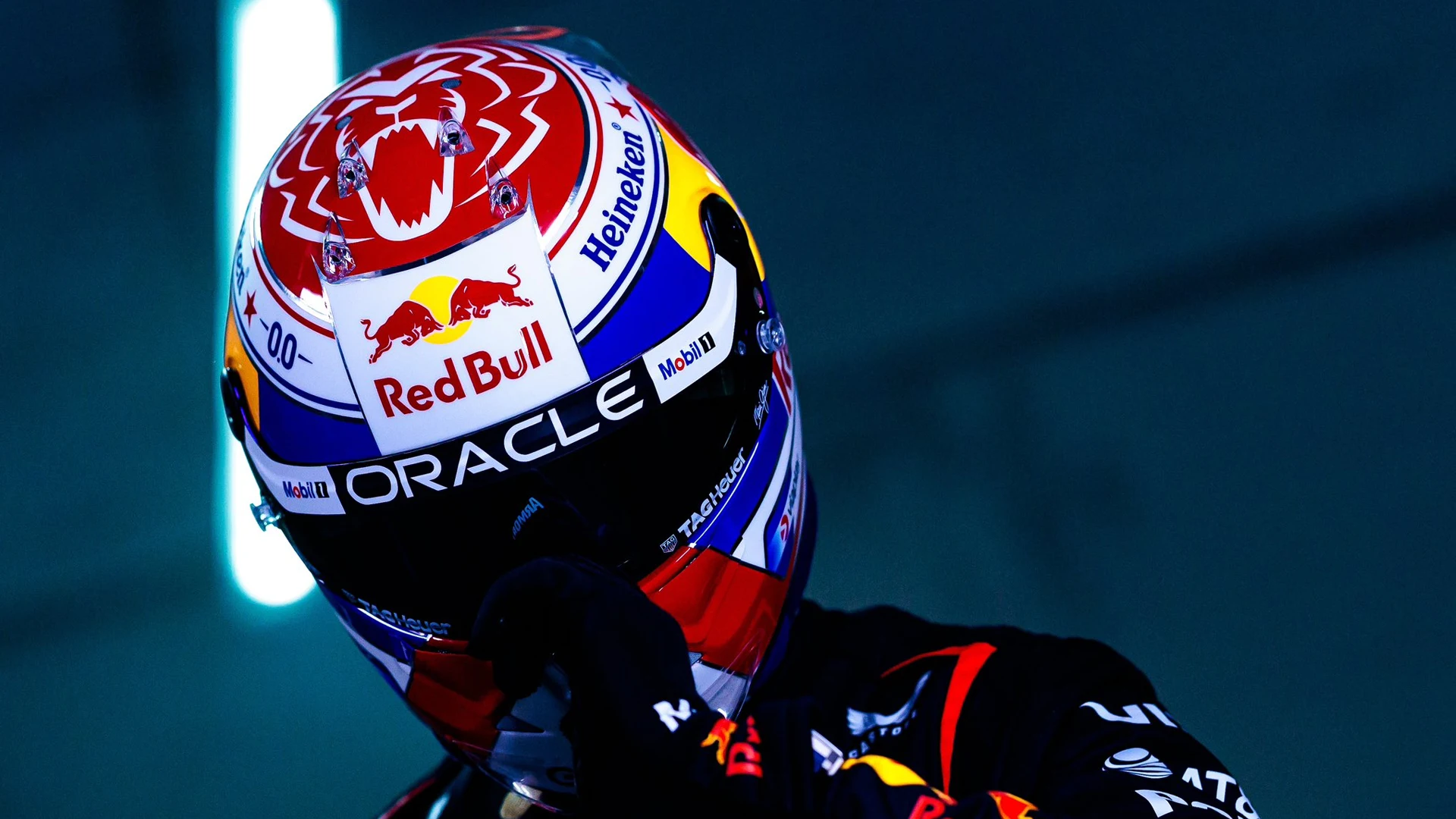 Max Verstappen goes ‘back to the roots’ as he reveals helmet design for 2025 season | Formula 1®