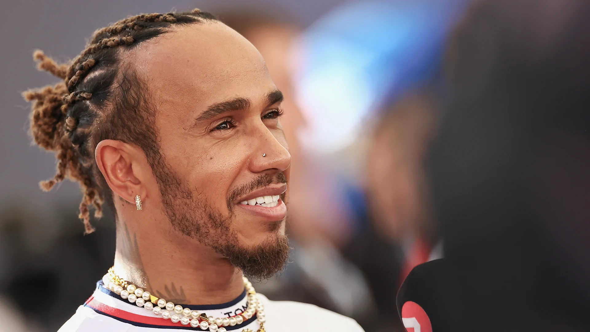 Hamilton to make shock switch from Mercedes to Ferrari for 2025 season ...