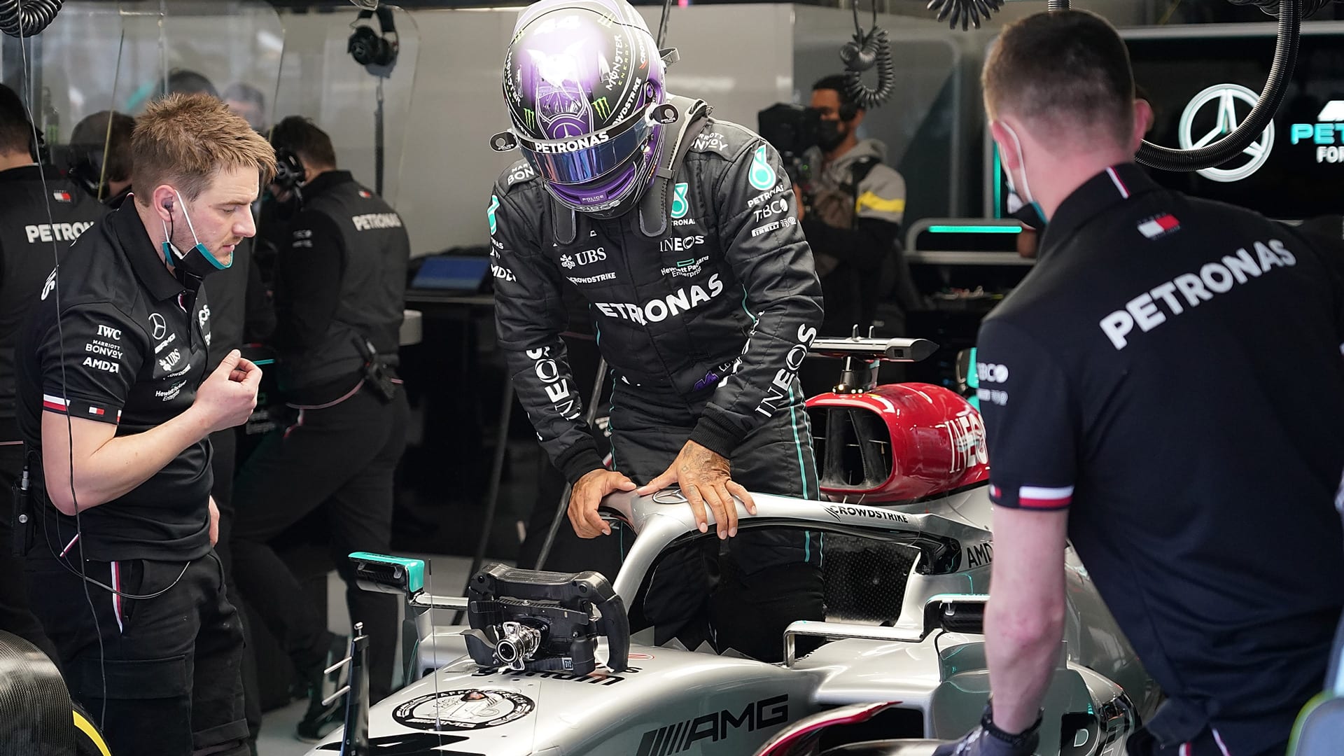 F1 pre-season running 2022: Who is driving on Day 2 in Spain? | Formula 1®