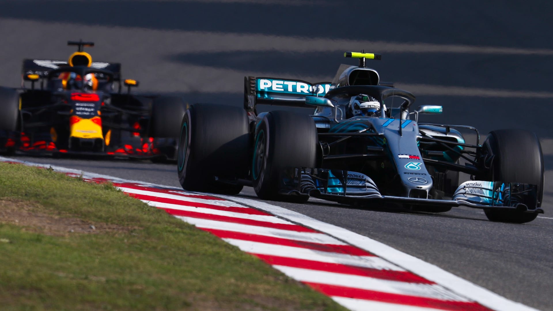 Re-live highlights from the 2018 Chinese Grand Prix | Formula 1®