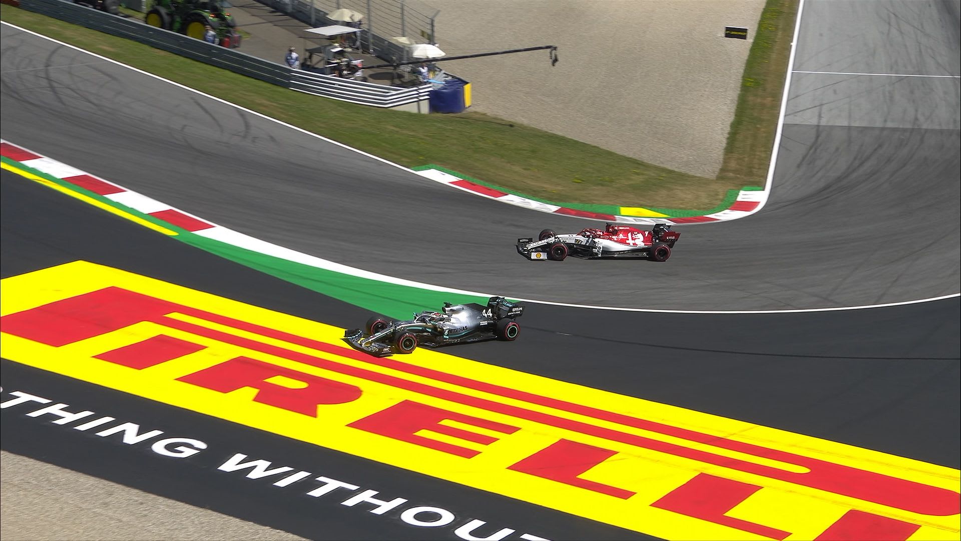 Hamilton handed 3-place grid drop for impeding Raikkonen in Austria ...