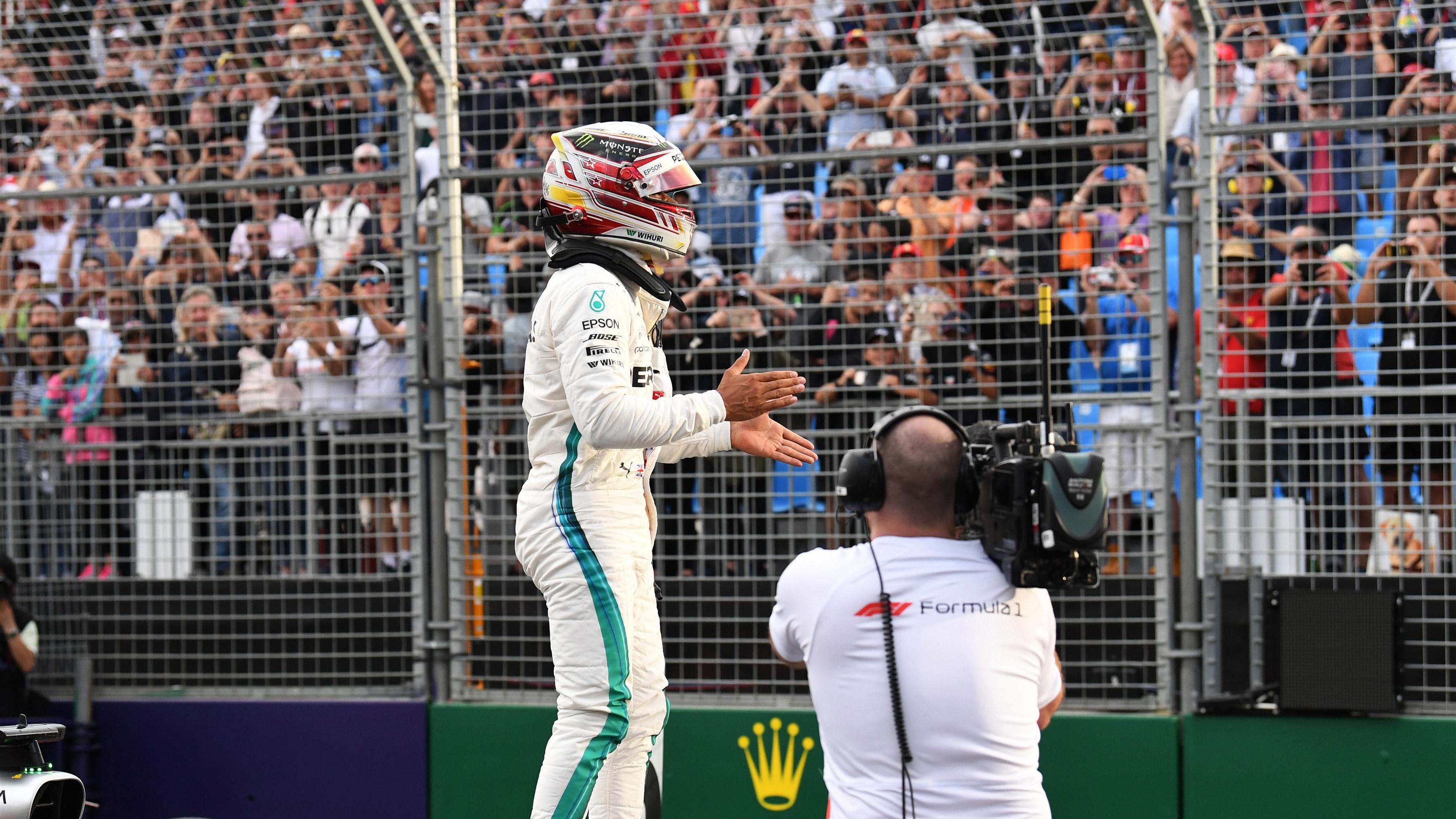 QUALIFYING: Imperious Hamilton beats Raikkonen to pole