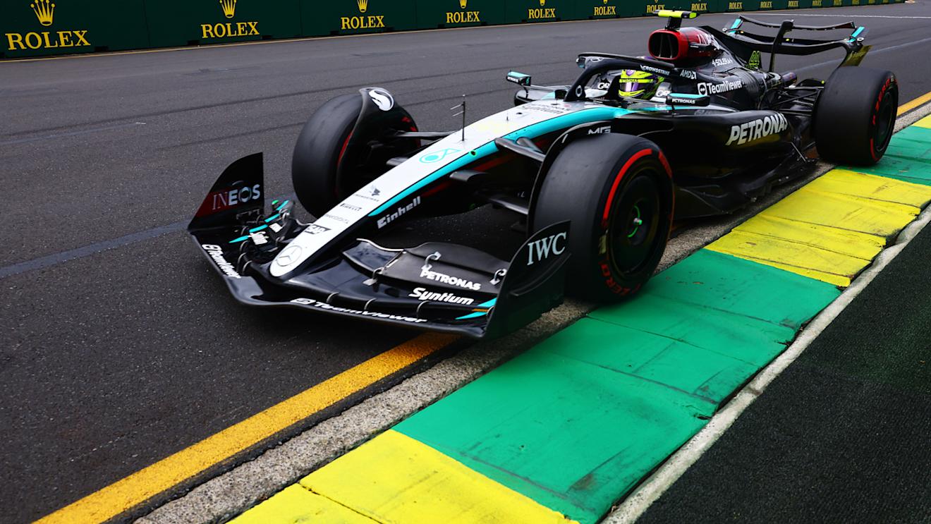 Mercedes – F1 Racing Team – Hamilton, Russell