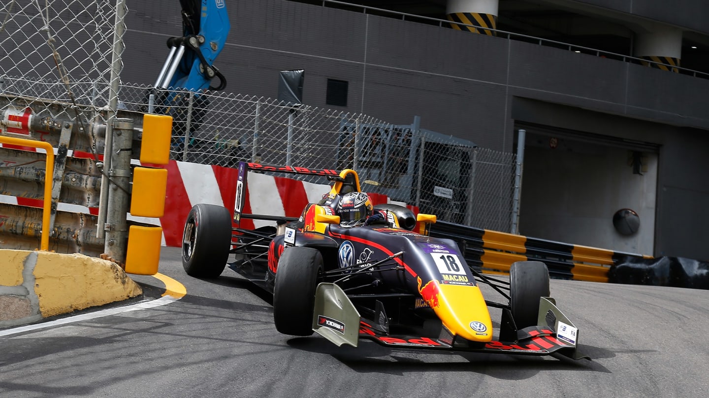 ROAD TO F1 - 5 reasons to watch the Macau Grand Prix | Formula 1®