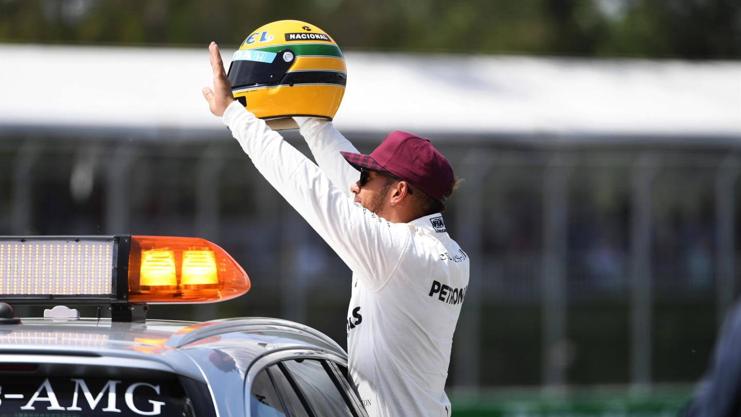 Hamilton: Senna helmet tribute the 'greatest honour'