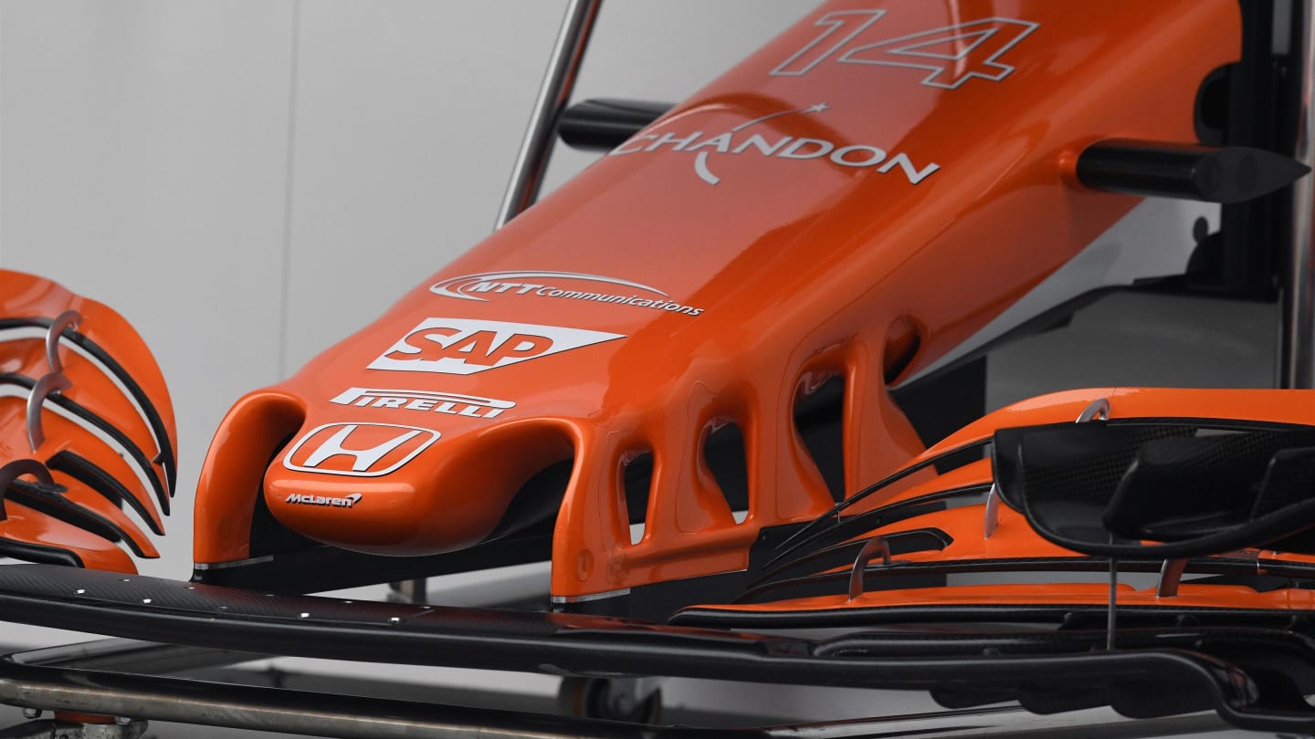 Tech insight - McLaren's China T-wing