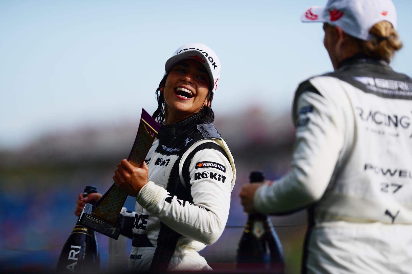 Williams retain Jamie Chadwick in Driver Academy for 2022 | Formula 1®