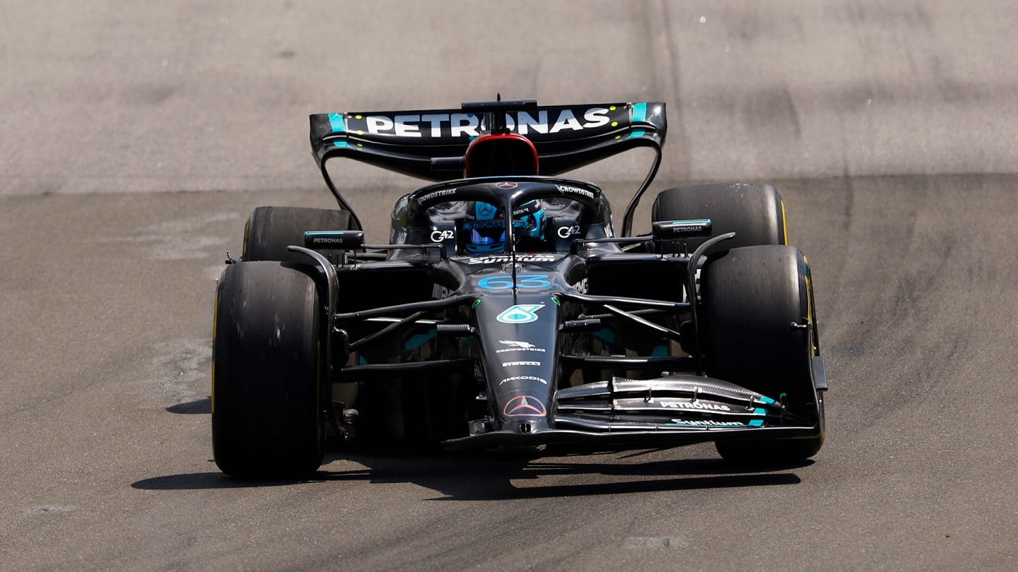 ‘I’m kicking myself’ – Russell apologises to Mercedes after Canada DNF | Formula 1®