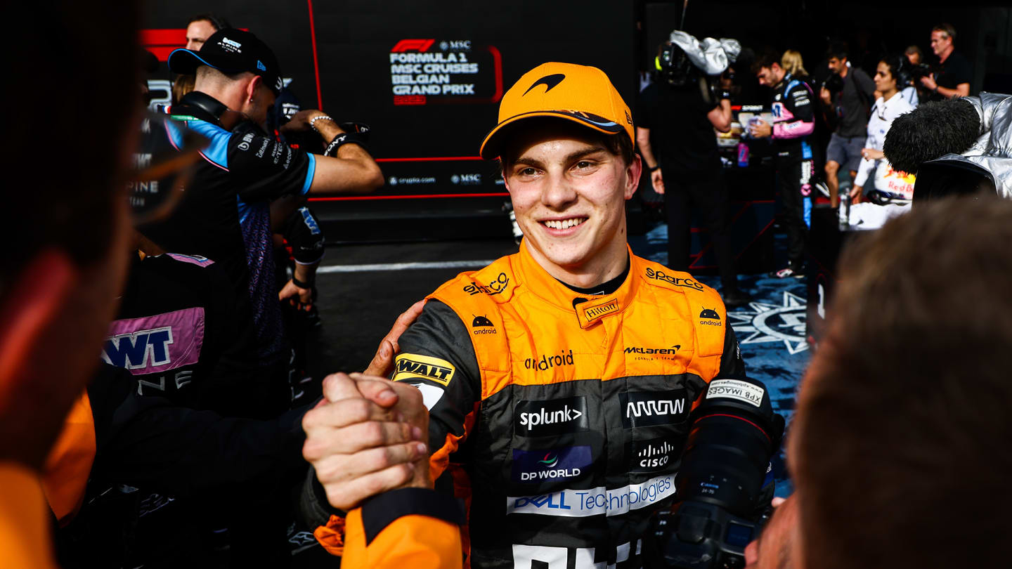 Piastri signs multi-year extension with McLaren until the end of 2026 ...