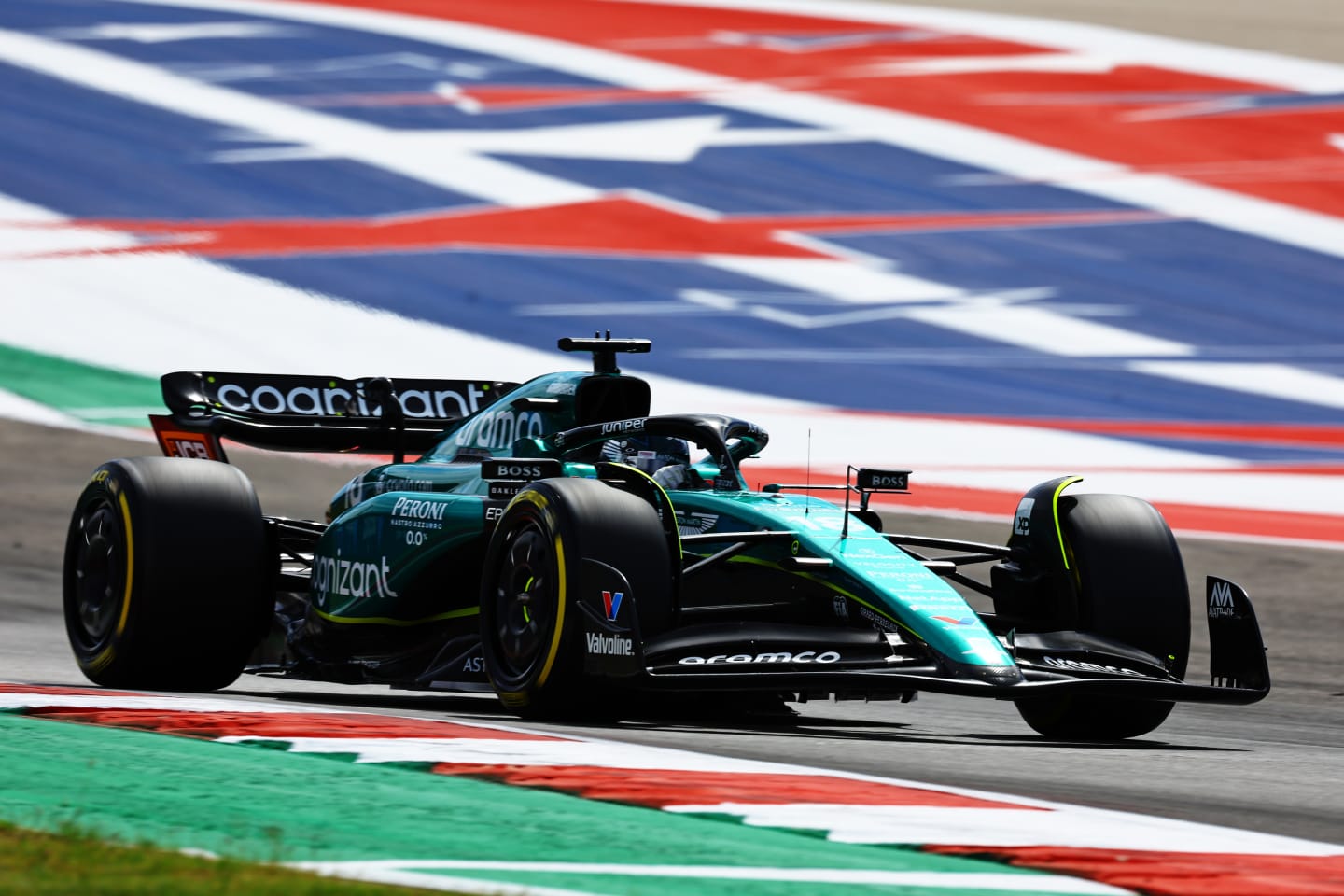 Max Verstappen dominates to beat Lewis Hamilton and Charles Leclerc to ...