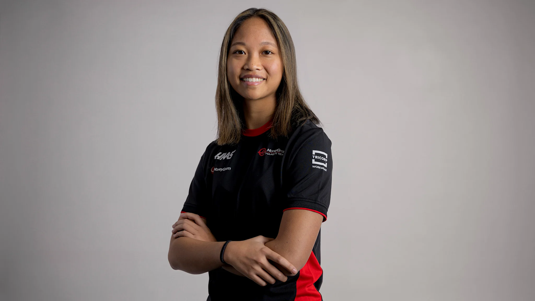 Haas select Chloe Chambers for 2024 F1 Academy seat | Formula 1®
