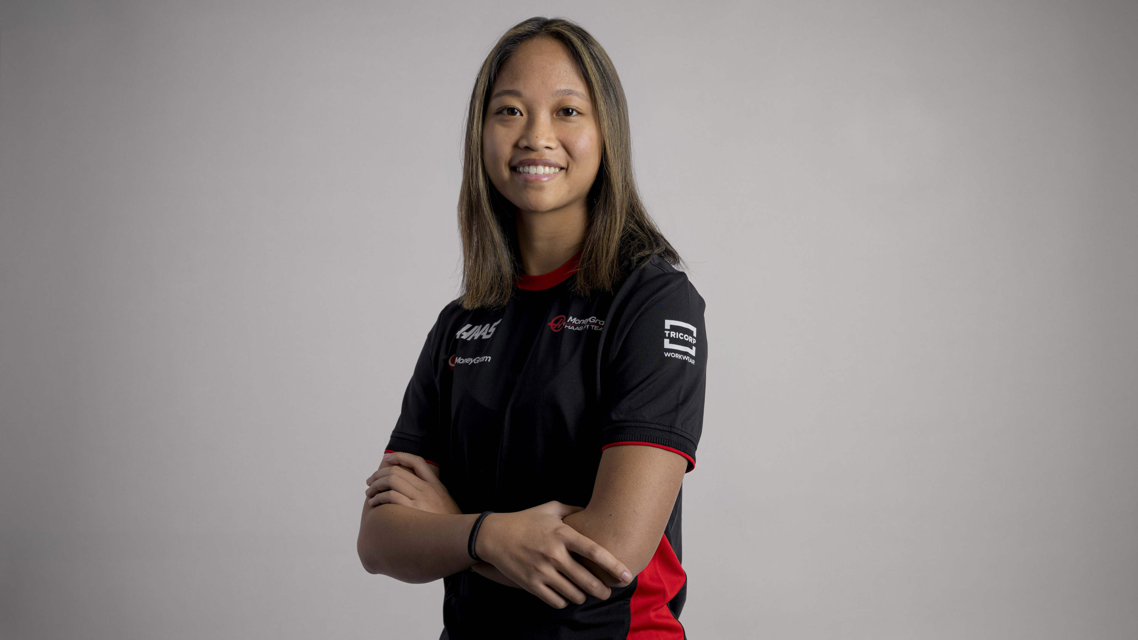 Haas select Chloe Chambers for 2024 F1 Academy seat | Formula 1®