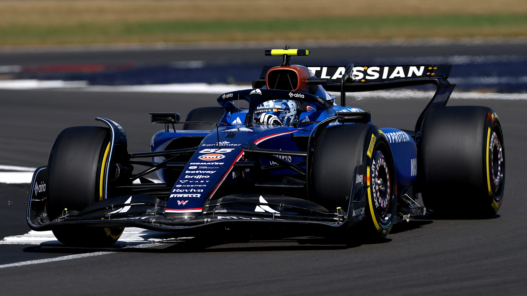 LIVE COVERAGE - Second Practice in Great Britain